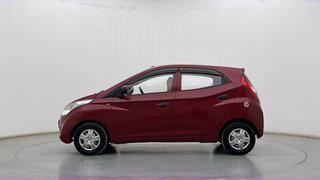 Used Red Eon Cars under 5 lakh rs in Hyderabad